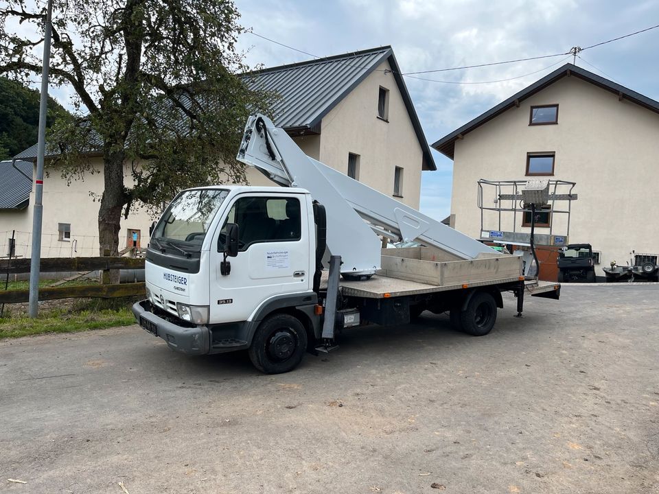 Nissan Cabstar 3,5T Hubsteiger Hebebühne Hublift