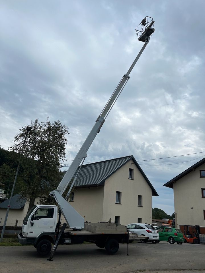 Nissan Cabstar 3,5T Hubsteiger Hebebühne Hublift